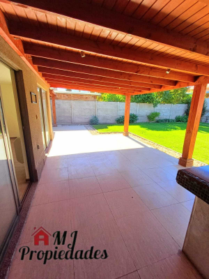Propiedad Se vende Remanso de Chicureo (172108) - Casa en Colina