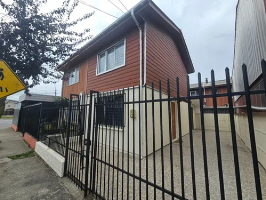 Propiedad Venta Casa Hualpén Con Estacionamiento - Casa en HualpÃ©n